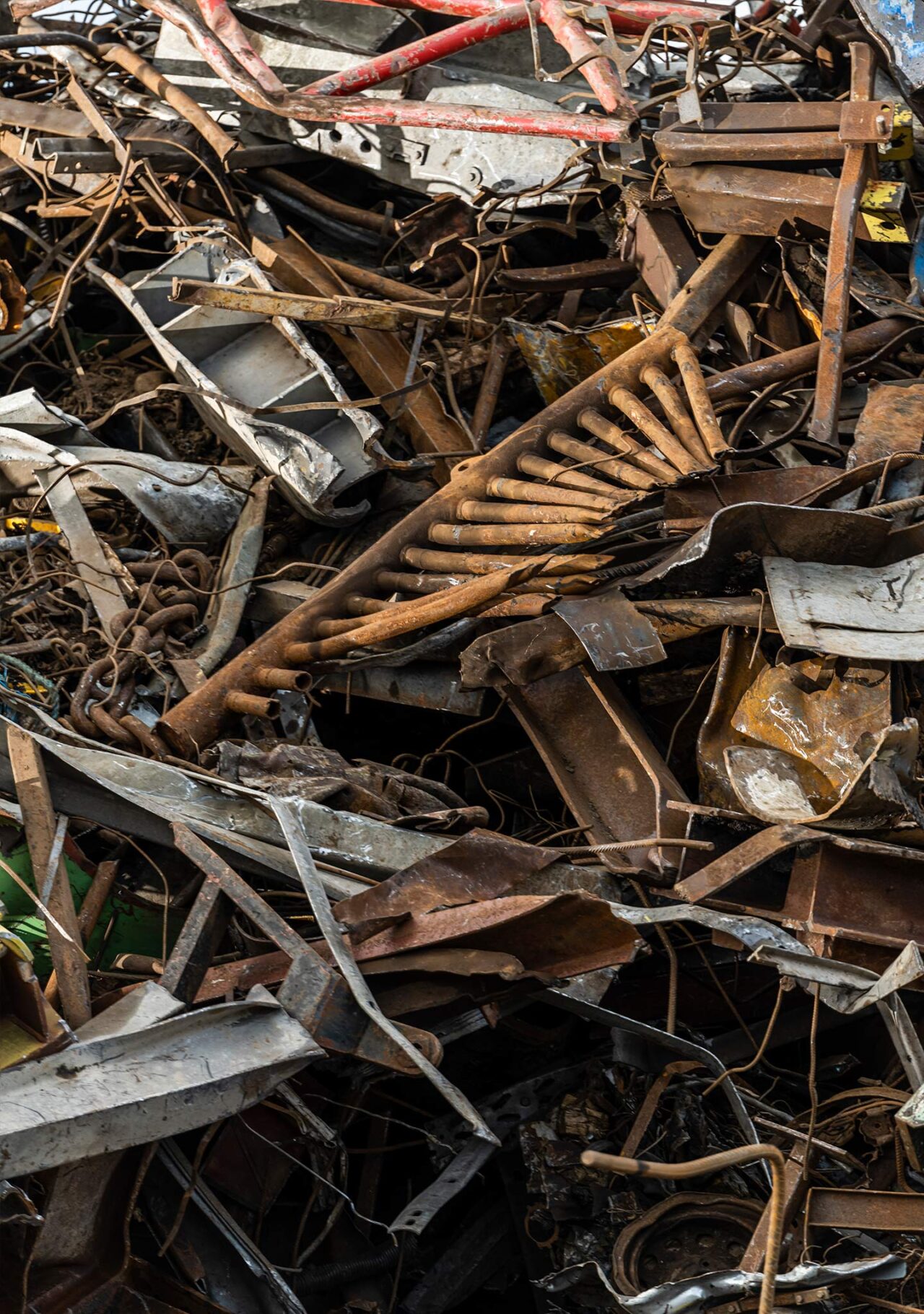 Ferrous scrap for smelters - UK - HJHansen Recycling Group